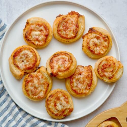 Simple Cheese And Tomato Pinwheels | Healthy Bites For Kids